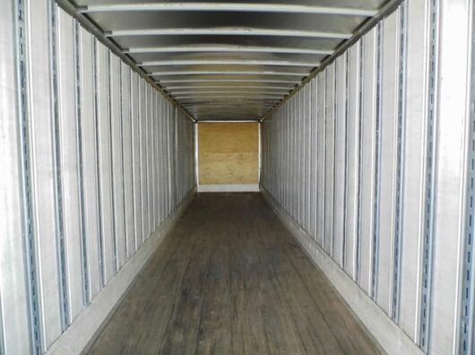 What is the difference between e-track and logistic posts? – Eagle Leasing